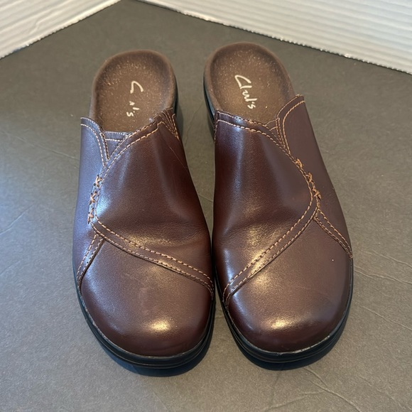 Clarks | Shoes | Clarks Sz 75 Clogs | Poshmark